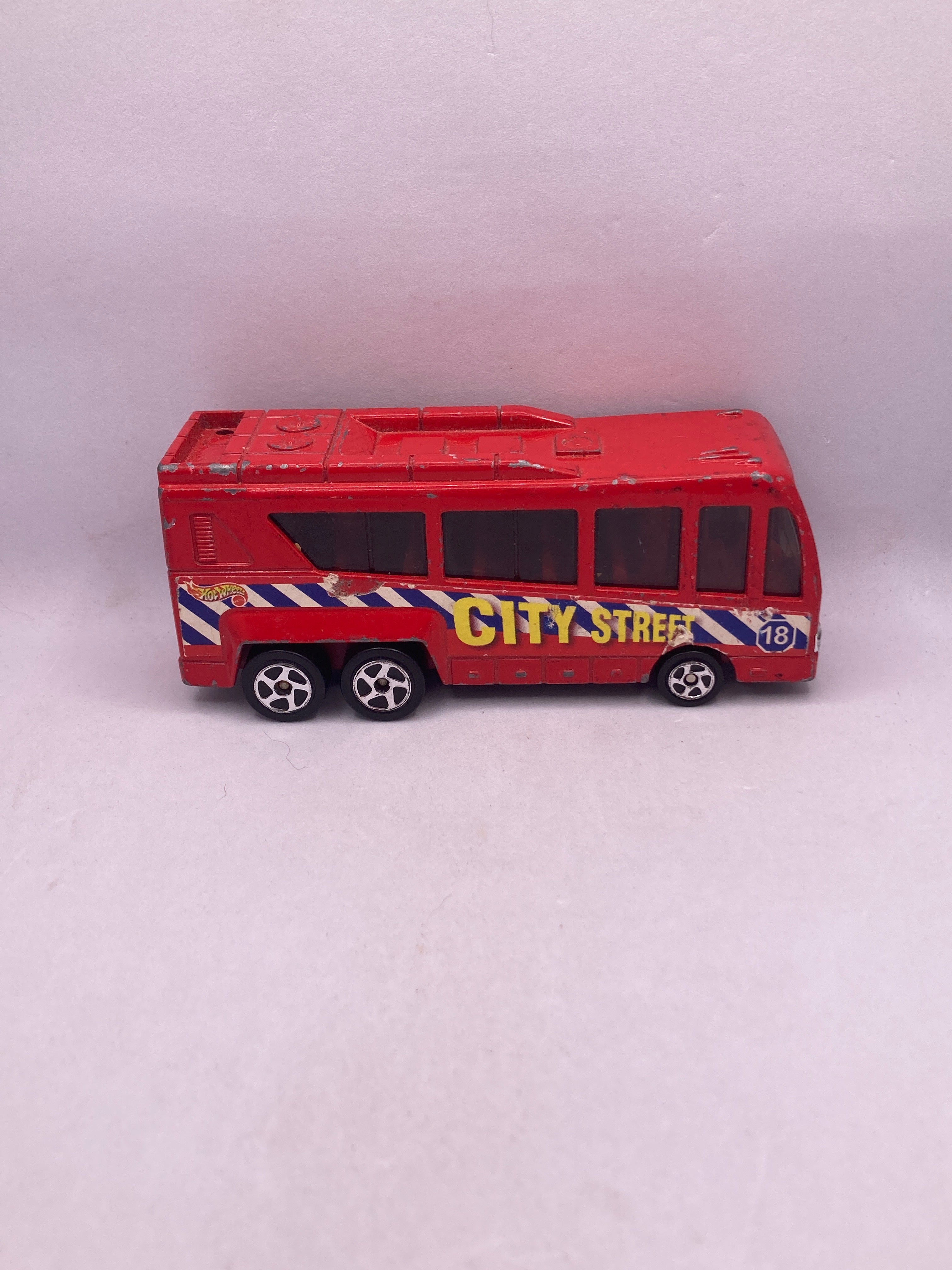 Hot Wheels Bus – S and E Hobbies and Collectables