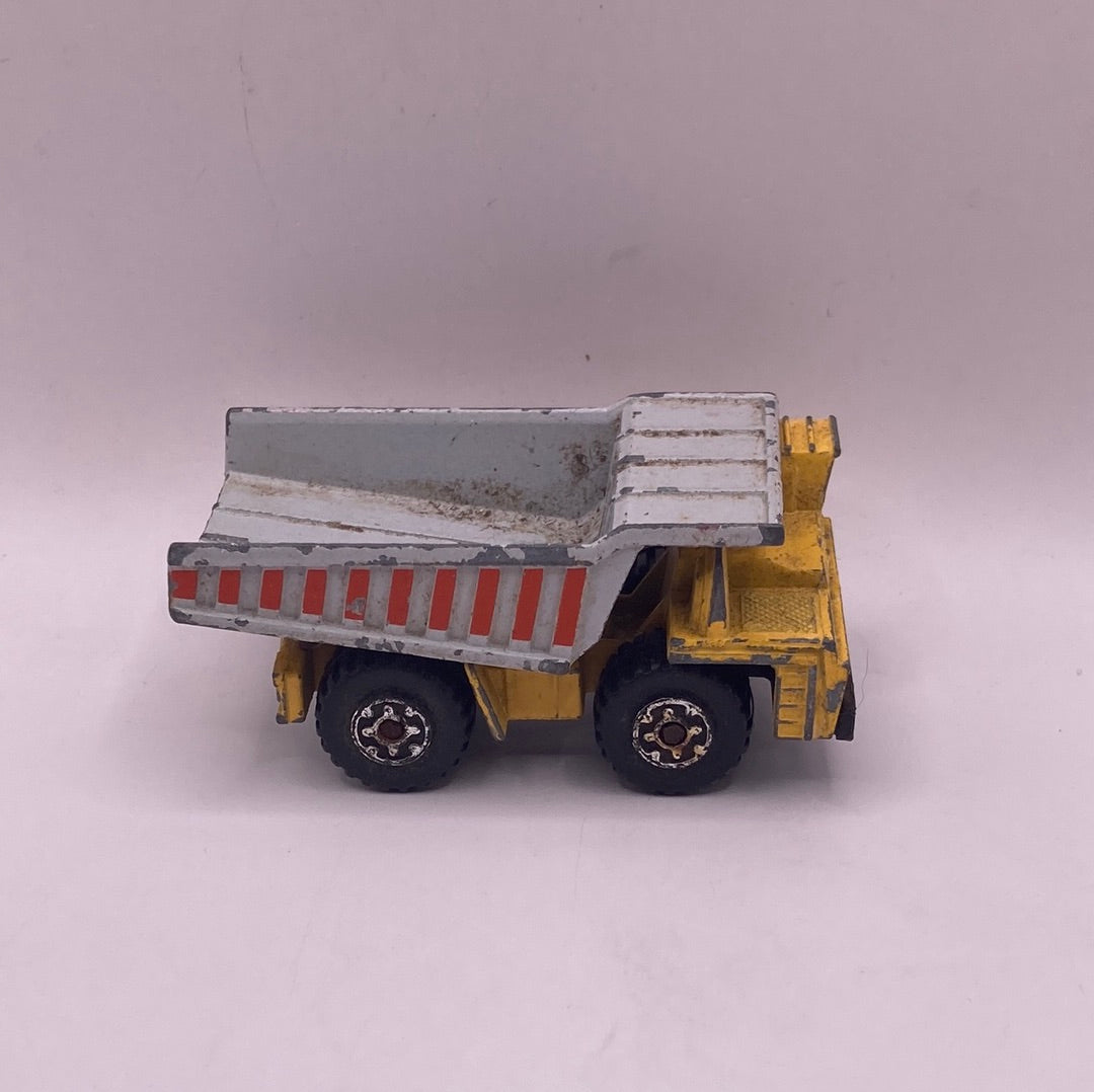 Matchbox Dump Truck Diecast | S and E Hobbies and Collectables